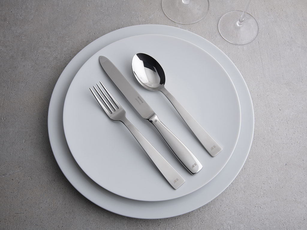 Posate - come si posizionano a tavola | La casa in ordine